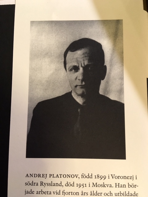 Andrej Platonov: Dzjan ; Grundgropen ; Lyckliga Moskva